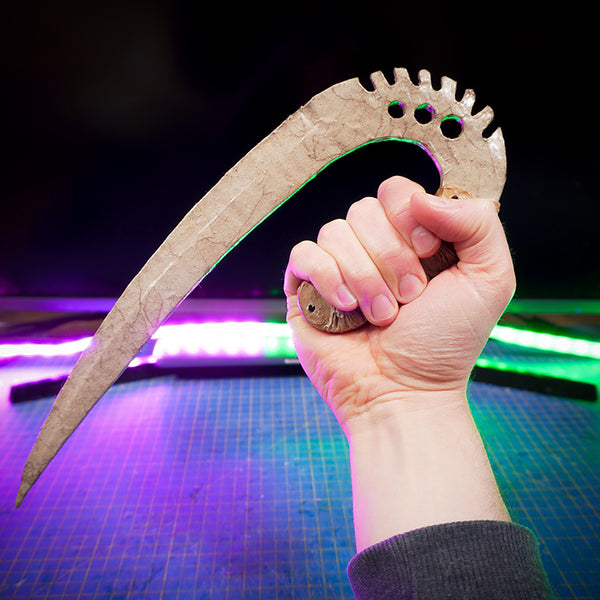FREE Riddick Dagger TEMPLATES for cardboard DIY – Epic Cardboard Props