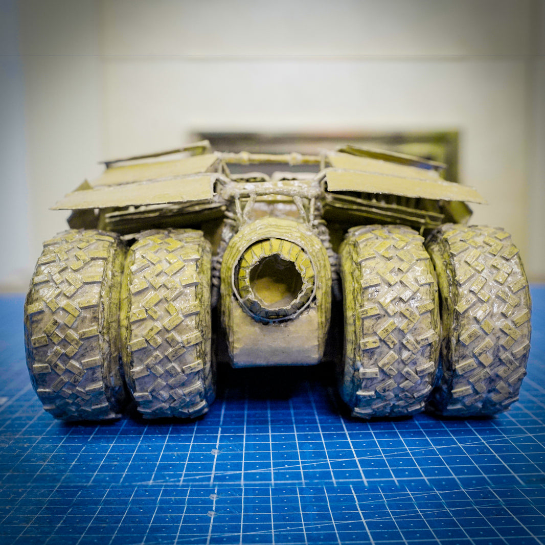 The Dark Knight – Epic Cardboard Props